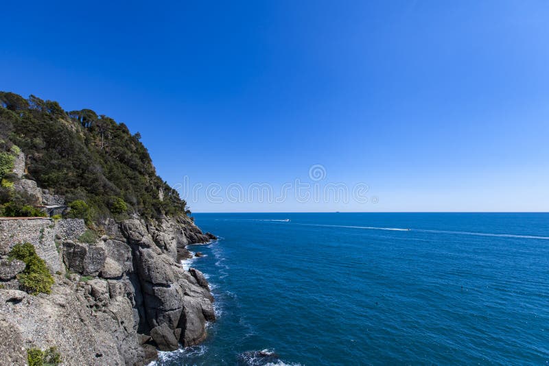 Vista in Mare Il Mar Ligure Da Manarola, Italia Fotografia Stock ...