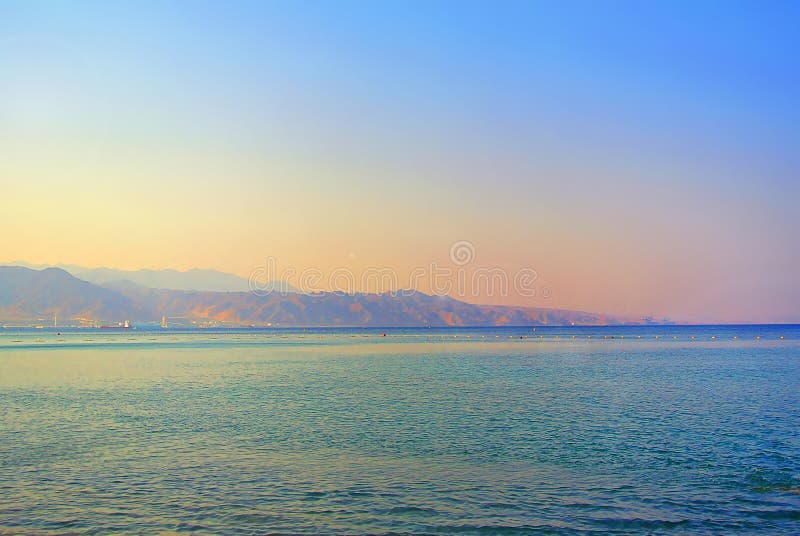 Mar Rojo Eilat Israel La Orilla Del Golfo De Aqaba Imagen de archivo ...