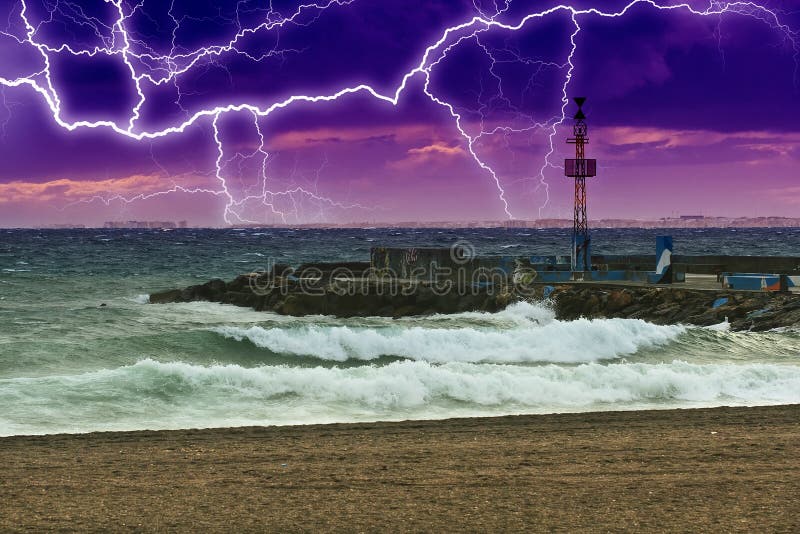 Mar tempestuoso imagen de archivo. Imagen de playa, costa - 25575641