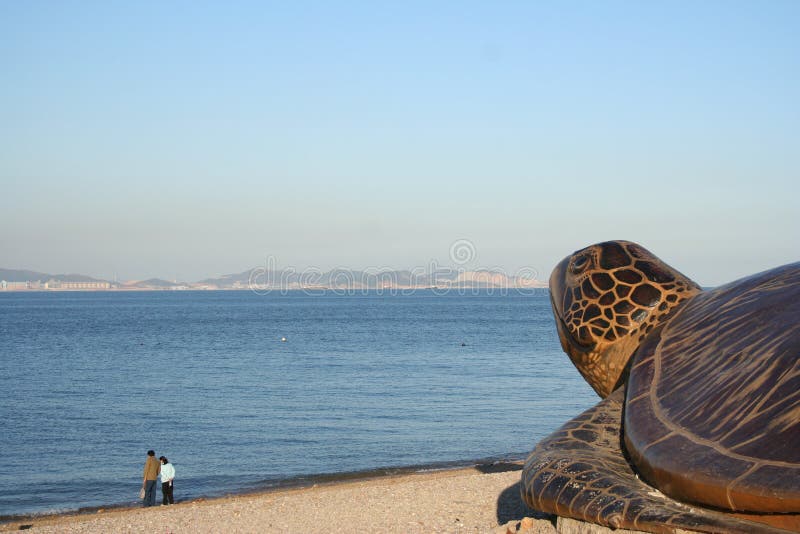 Mar y un par foto de archivo. Imagen de azul, hermoso - 5353188