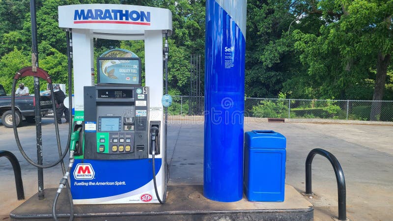 Marathon Gas Pump editorial photography. Image of transportation - 91036592