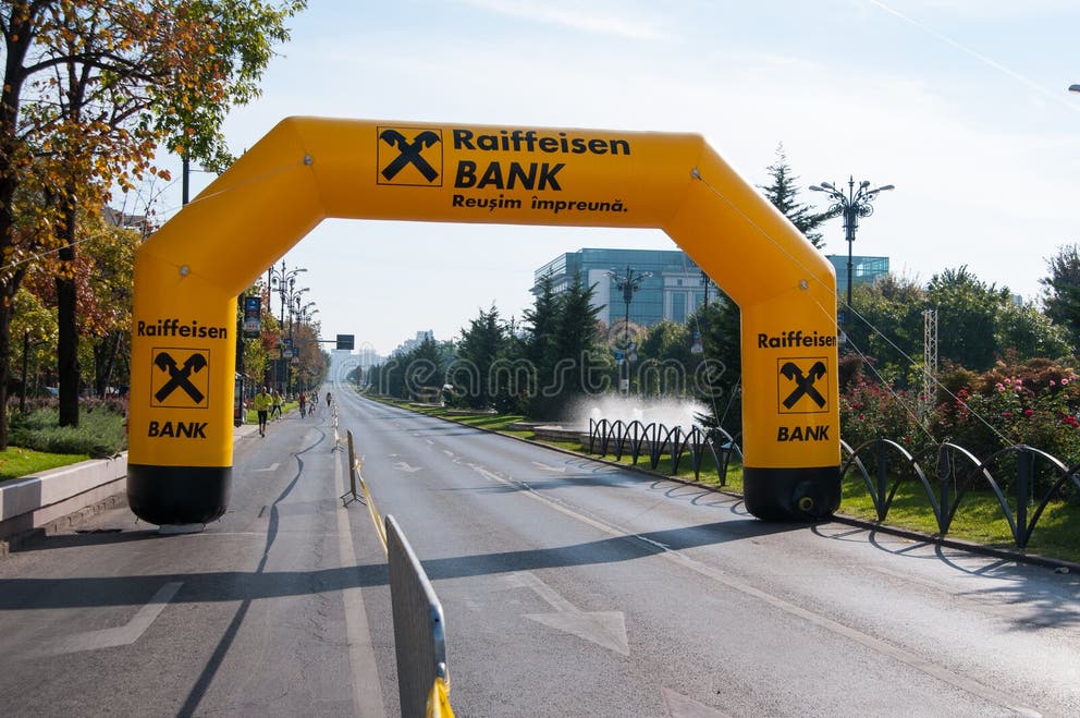 Marathon gate editorial stock image. Image of gates, city - 71796064