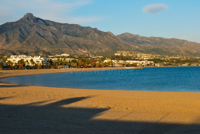 Marbella-Strand stockbild. Bild von einsam, farbe, küste - 23079021