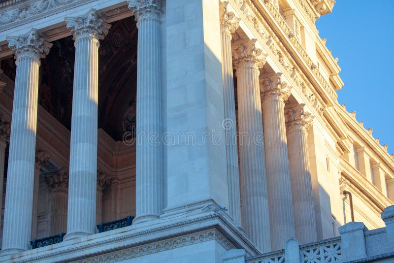 Exterior Columns of Quwwat-ul Islam Mosque Stock Photo - Image of hindu ...