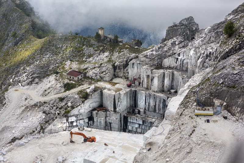 1,347 Marble Mine Italy Stock Photos - Free & Royalty-Free Stock Photos ...
