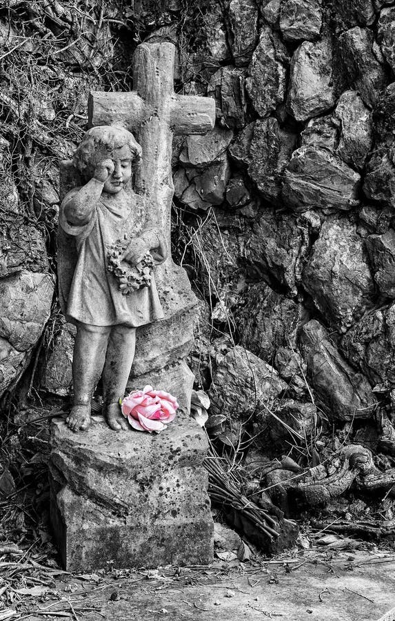 Marble Statues in the Cemetery Stock Image - Image of bronze, funeral ...