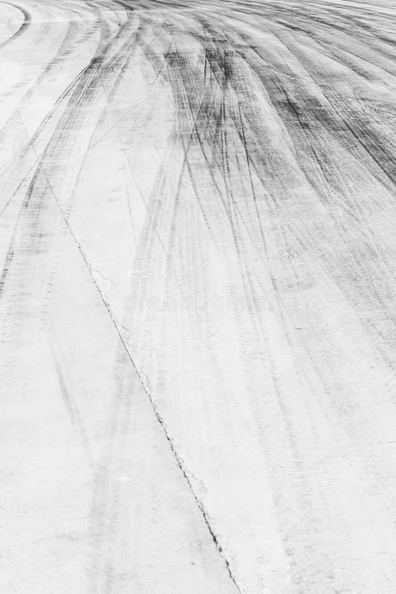 Marcas de resbalón foto de archivo. Imagen de horizontal - 76315658