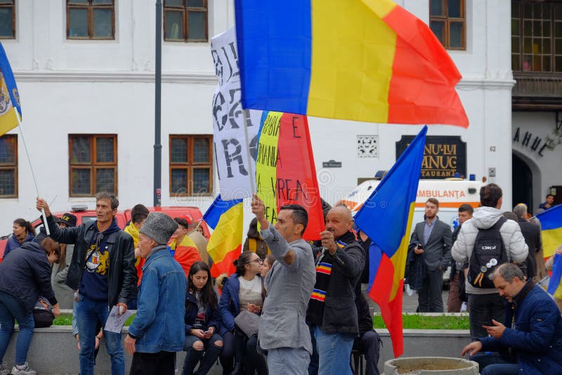 March for Union of Moldova with Romania Editorial Photo - Image of ...