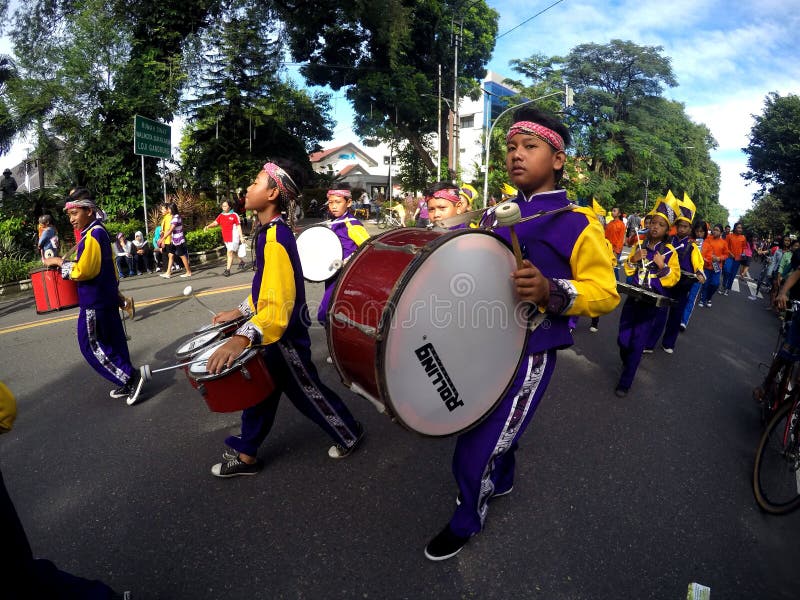 Marching band editorial image. Image of elementary, city - 53637285