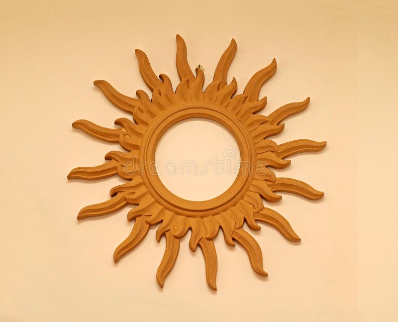 Marco de sol de madera imagen de archivo. Imagen de marco - 166374735
