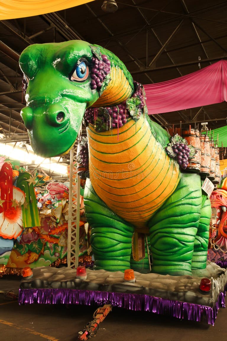 366 Dinosaur Parade Stock Photos - Free & Royalty-Free Stock Photos ...