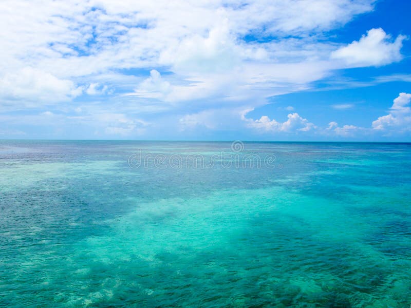 Mare Caraibico a Largo Di Cayo, Cuba Immagine Stock - Immagine di ...