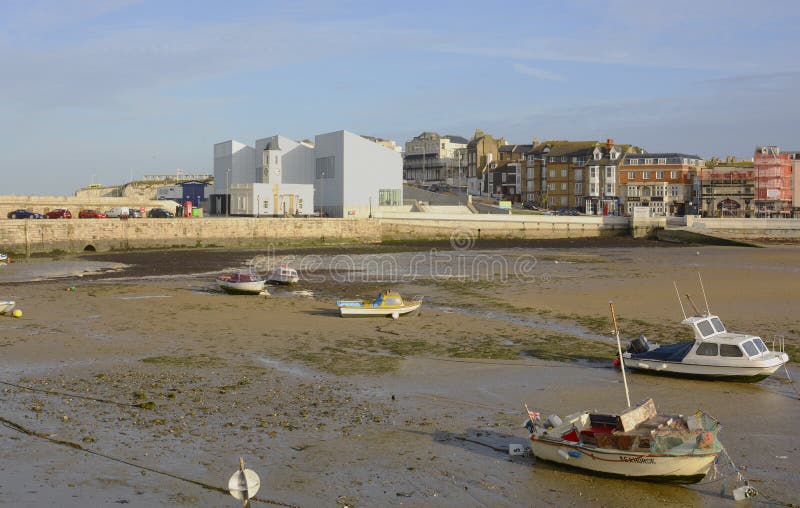 Margate Harbour. Kent. England Editorial Stock Image - Image of beach ...