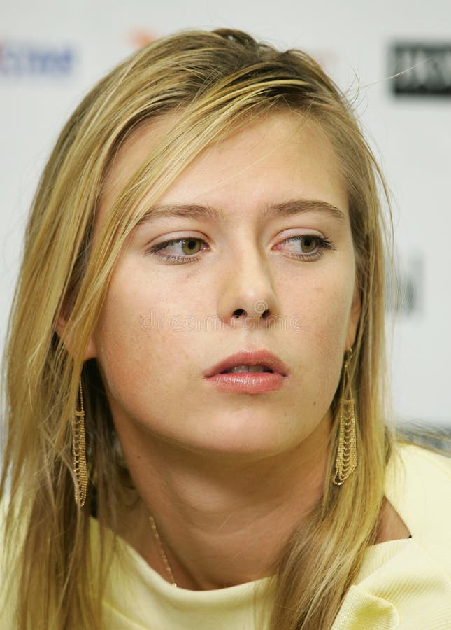 Maria Sharapova editorial stock image. Image of serving - 4212009