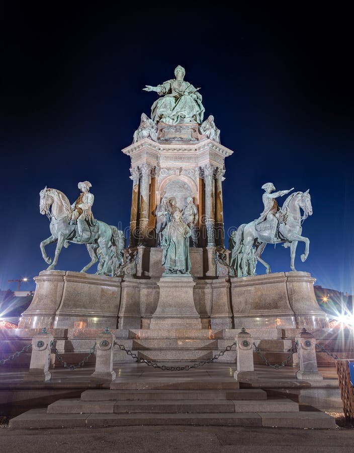 Maria Theresa Monument, Vienne, Autriche Image éditorial - Image du ...
