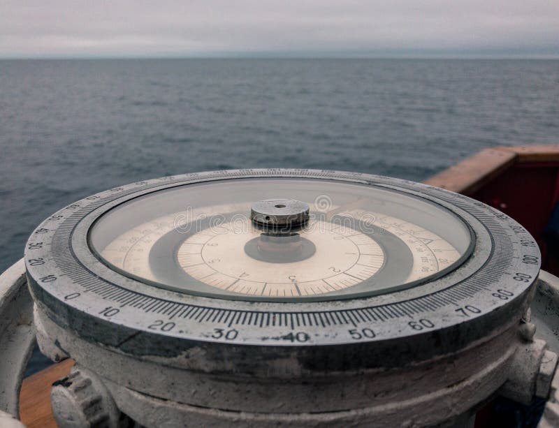 Marien Gyrokompas Aan Boord Van Schip Stock Afbeelding - Afbeelding ...
