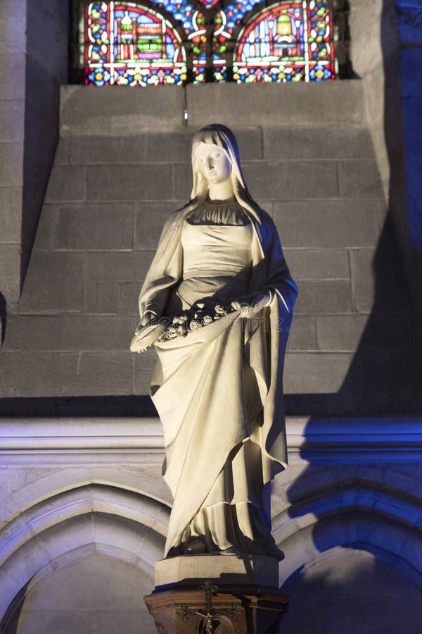 Marienstatue stockfoto. Bild von gott, beten, christus - 167337520