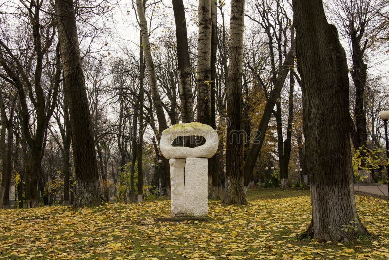 Mariinsky Park, Kiev, Ukraine Stock Image - Image of yellow, scene ...