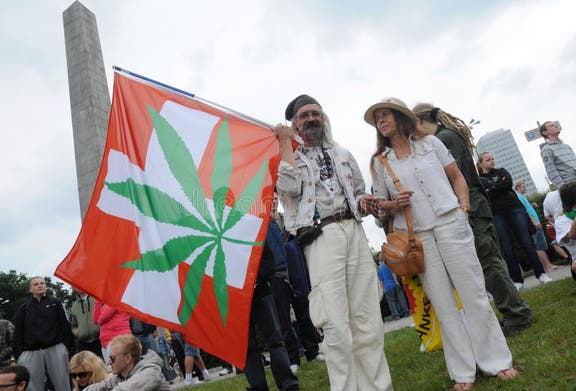 Marijuana protest editorial stock image. Image of rally - 20093539