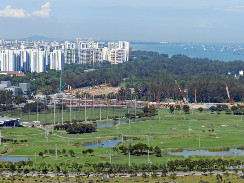 Marina Bay Golf Course in Marina, Singapore Editorial Photo - Image of ...