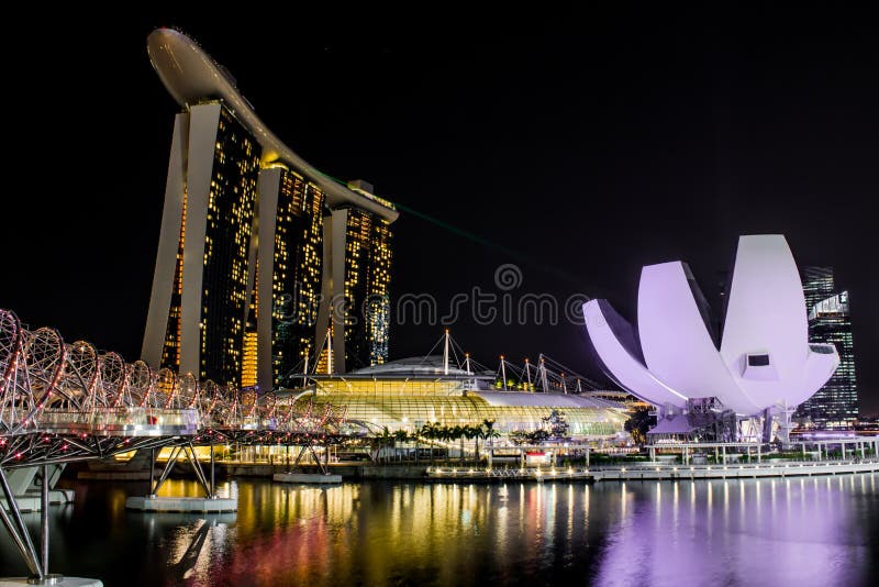 Marina Bay Night Scenes editorial stock image. Image of night - 26100144
