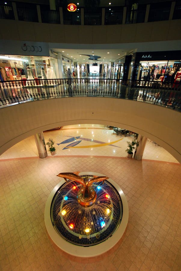 Marina Mall editorial stock photo. Image of emirates - 29327233