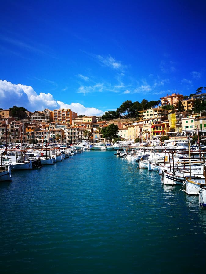 Marina, Sea, Sky, Harbor Picture. Image: 118155350