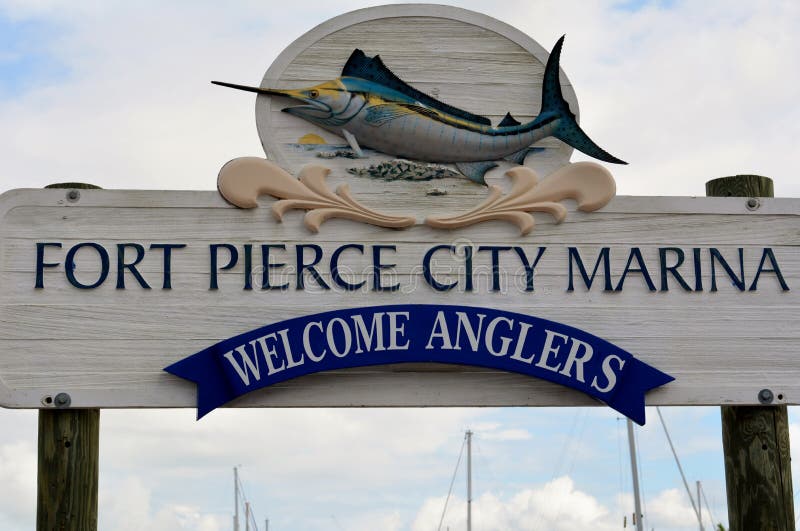 Marina Sign photo stock éditorial. Image du flotter, port - 43145378