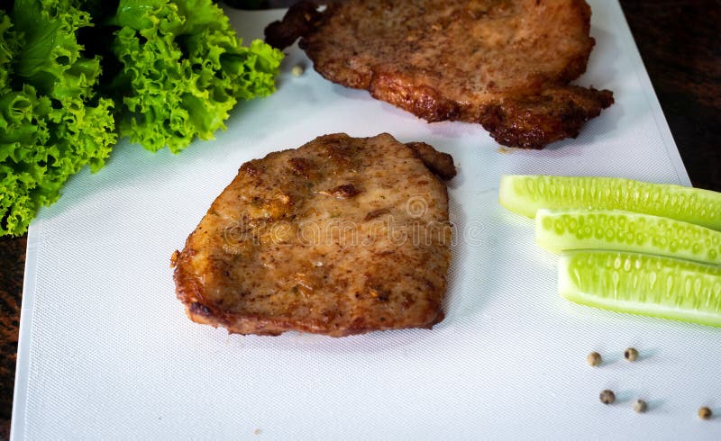 Marinated Beef with Garlic Sauce Arranged Thai Food Stock Image - Image ...