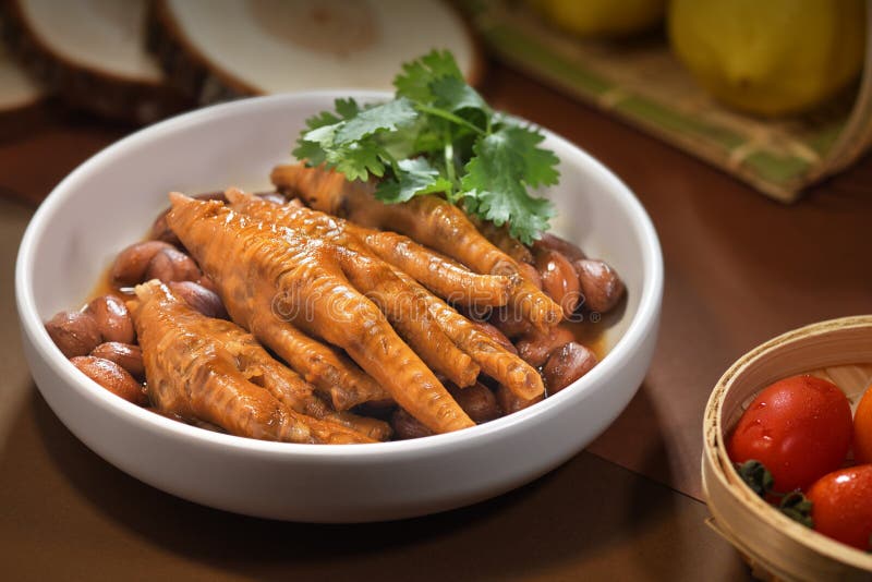 Marinated Chicken Feet Dim Sum Stock Photo - Image of sauce, cantonese ...