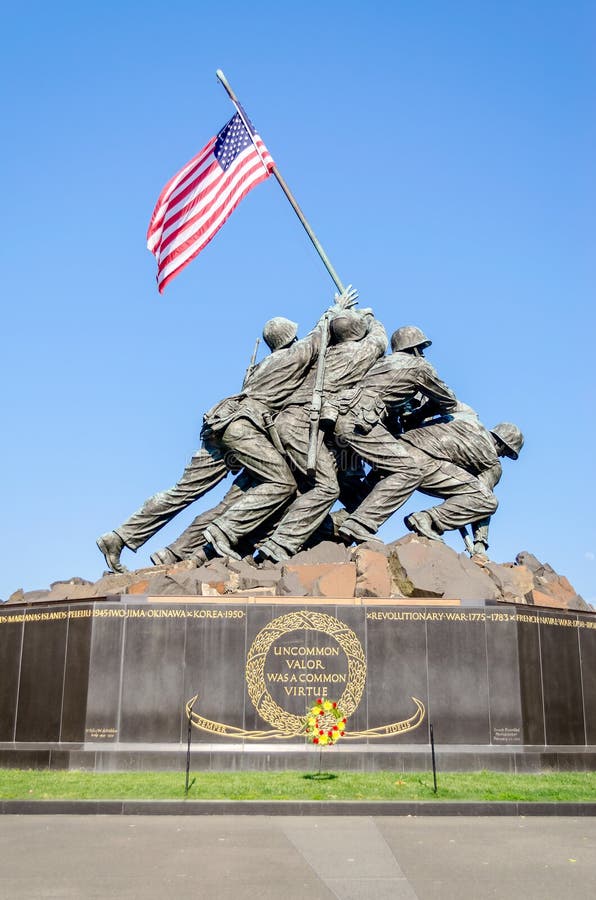 Marine Corps War Memorial imagem editorial. Imagem de exército - 32328535