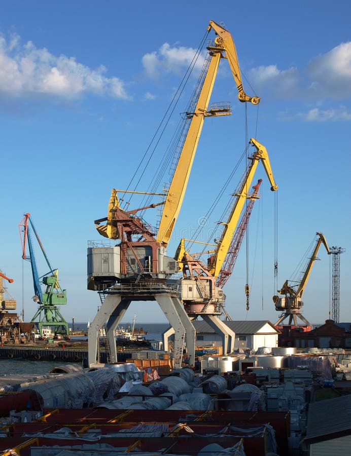Marine Cranes In Cargo Port Stock Photo - Image of closeup, port: 15424830