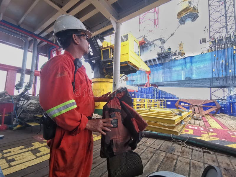Marine Crew Get Ready To Work Near Jack Up Rig Editorial Stock Photo ...