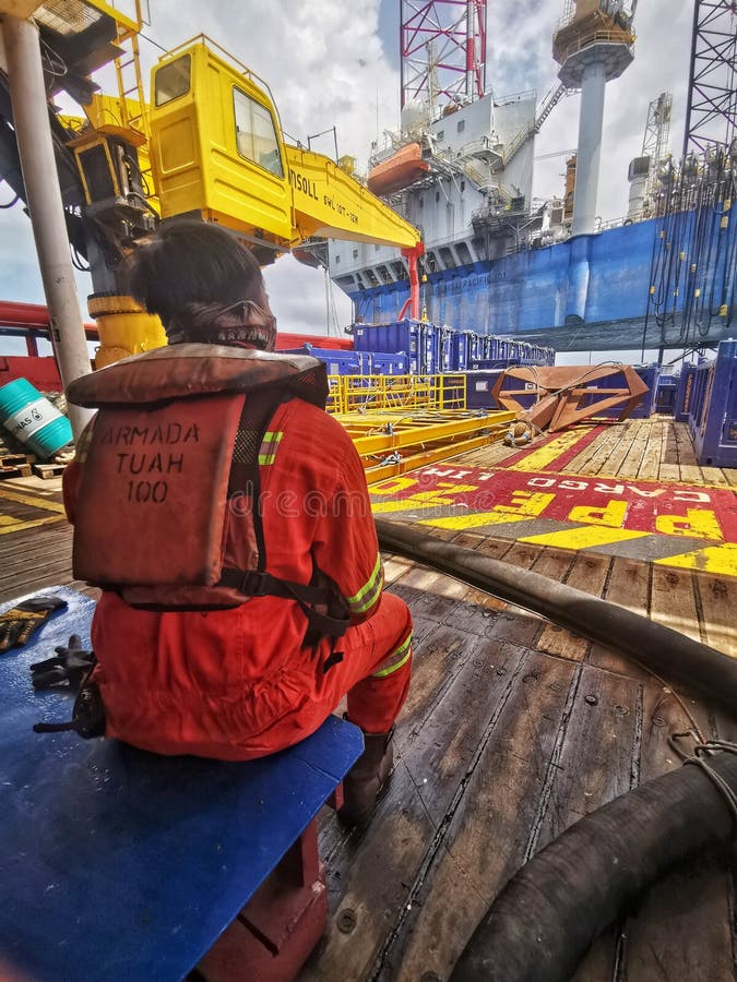 Marine Crew Get Ready To Work Near Jack Up Rig Editorial Stock Image ...