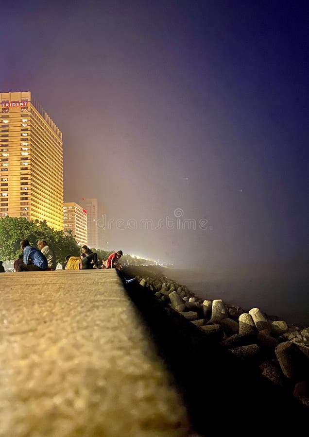 Marine Drive, Ernakulam, Kochi Stock Image - Image of view, silverbench ...