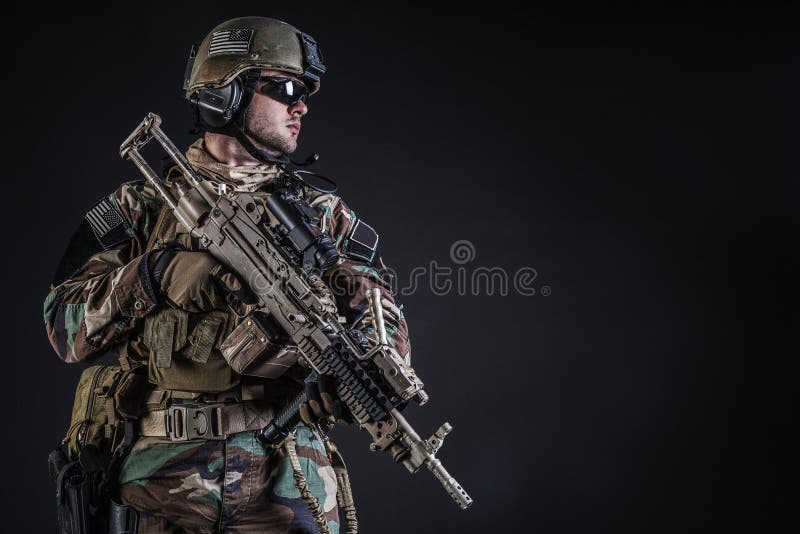 Marine Special Operator foto de archivo. Imagen de retrato - 85472166