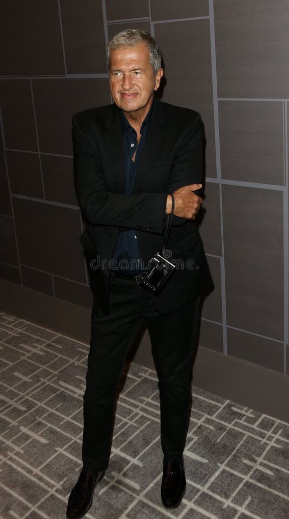 Mario Testino fotografia stock editoriale. Immagine di quotidiano ...