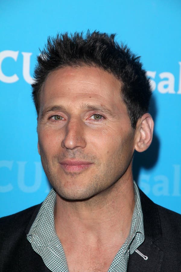 Mark Feuerstein editorial image. Image of nbcuniversal - 23338565