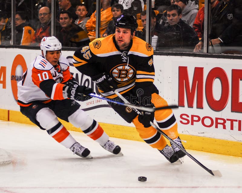 Mark Stuart, Boston Bruins editorial photo. Image of forward - 43983711