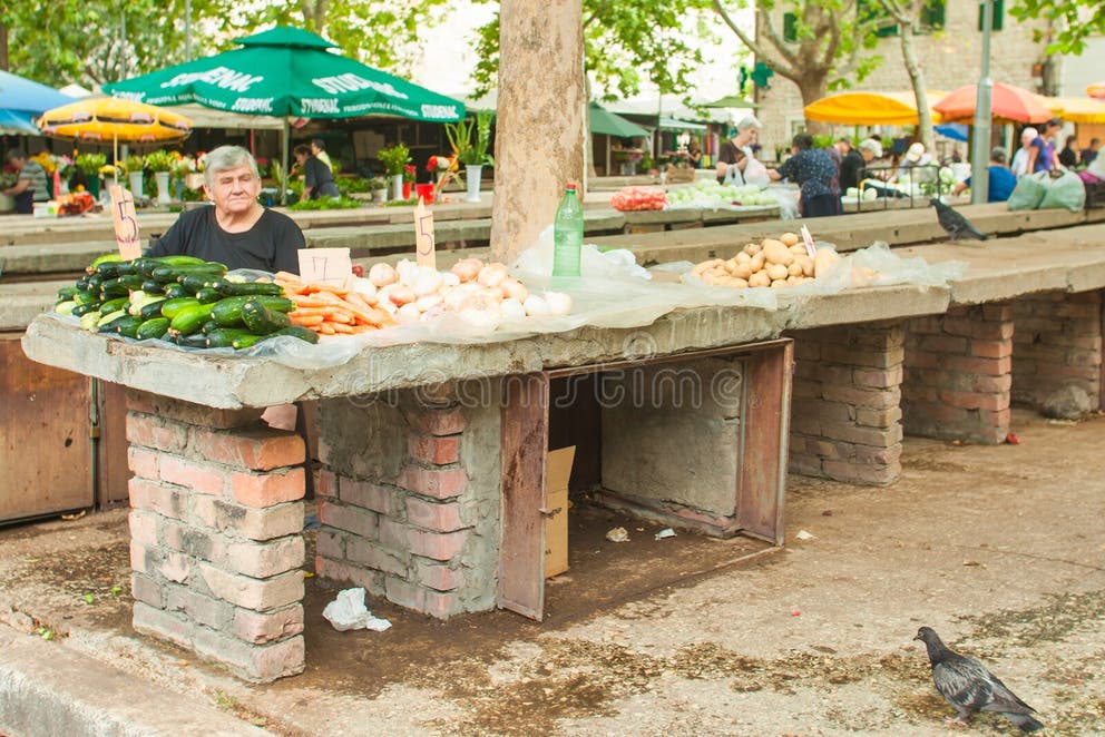 Market in Split editorial stock image. Image of market - 26587054