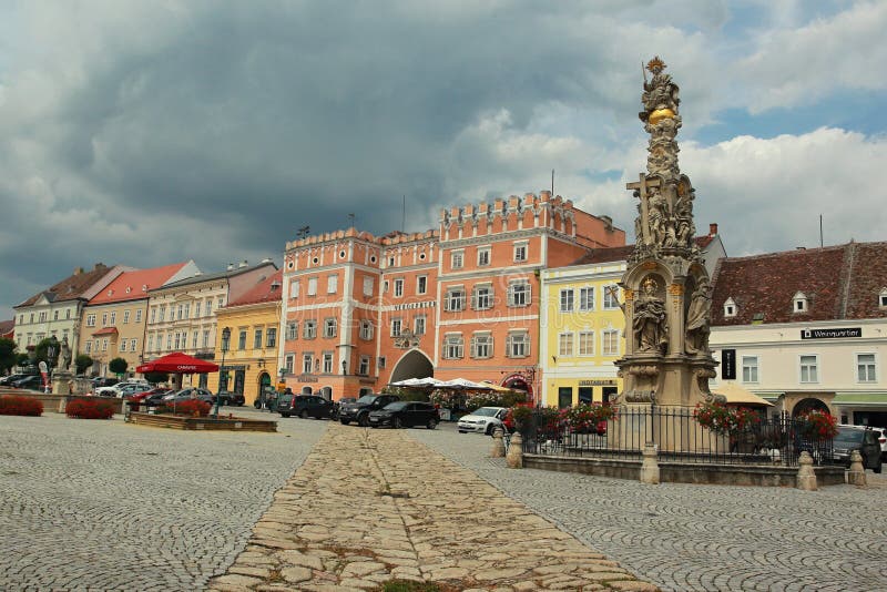 Market square in Retz editorial photography. Image of pavement - 167536142
