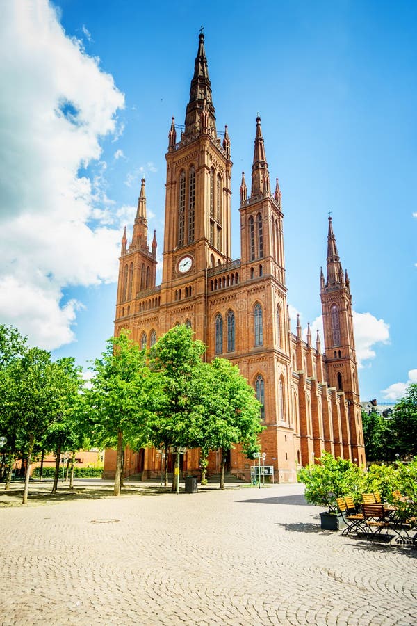 Marktkirche em Wiesbaden foto de stock. Imagem de velho - 144921780