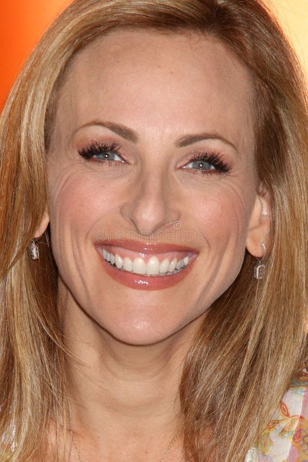 Marlee Matlin editorial photo. Image of matlin, group - 24570696
