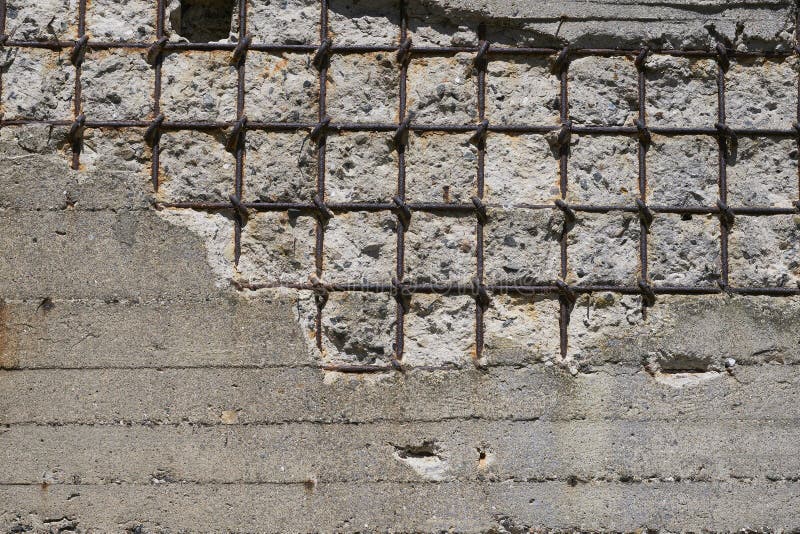 Marode concrete wall stock image. Image of drained, weathered - 131314399