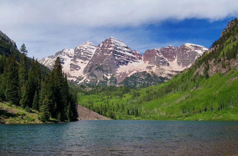 Mountains Maroon Bells stock photo. Image of grand, evergreen - 1270314