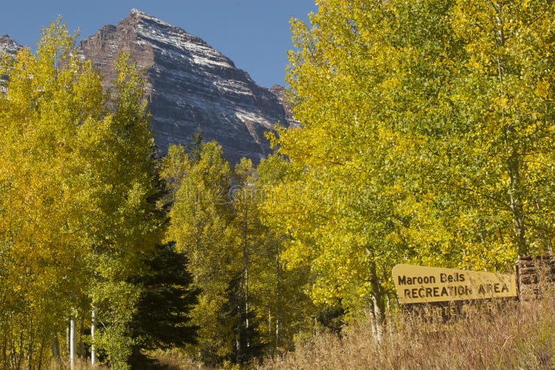 Maroon Bells in Fall stock image. Image of aspens, scenic - 16577611