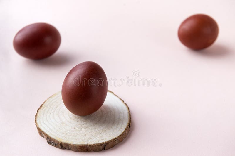 3 Maroon Easter Eggs, 3 Maroon Easter Eggs Stock Image - Image of ...
