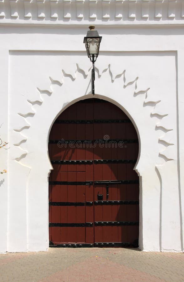 Marrakesh Islamic Arched Gate Stock Photo - Image of islam, tiles: 24794332
