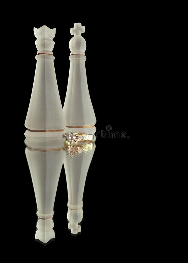 Marriage Game - Chess King & Queen Stock Photo - Image of jewelry, king ...
