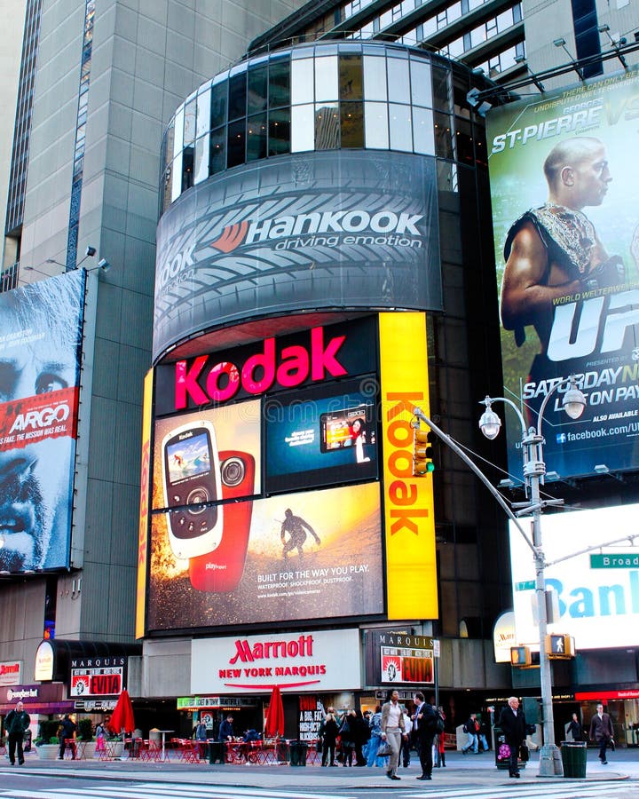 Marriott Marquis Hotel Times Square Editorial Image - Image of city ...